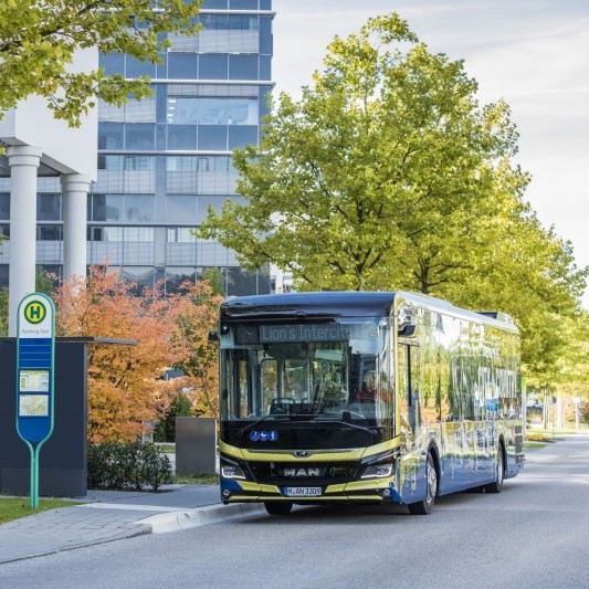 El MAN Lion’s Intercity LE, disponible en versión urbana y con MAN ...